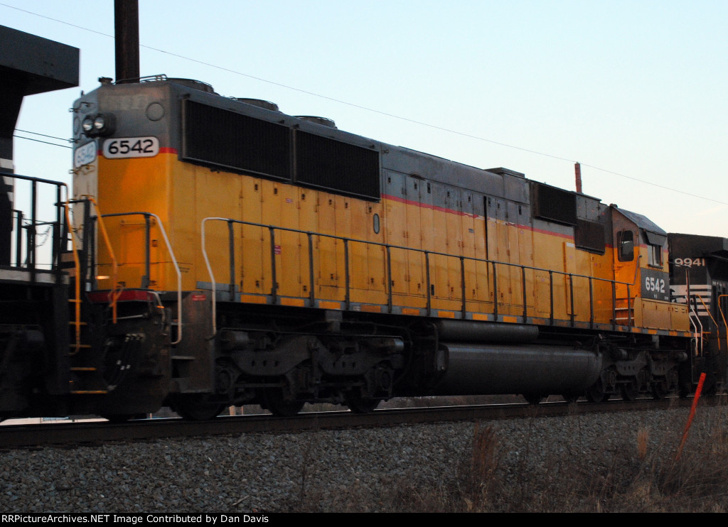 NS SD60 6542 on 17G